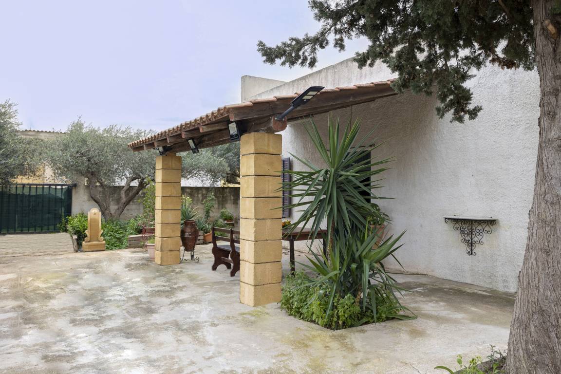 110 M² Ferienhaus ∙ 2 Schlafzimmer ∙ 6 Gäste - Mazara del Vallo