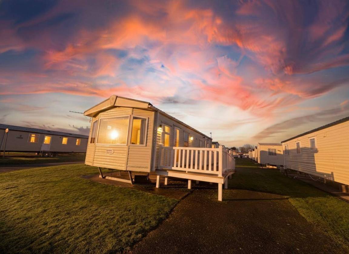 75 M² Cabin ∙ 2 Bedrooms ∙ 5 Guests - Penrhyndeudraeth