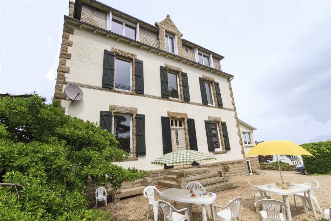 122 M² Gîte ∙ 4 Chambres ∙ 8 Personnes - Trégastel