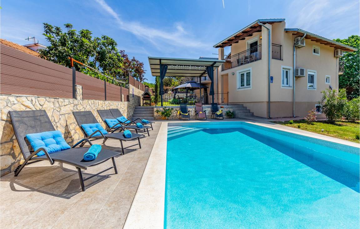 130 M² Maison De Vacances ∙ 4 Chambres ∙ 10 Personnes - Premantura