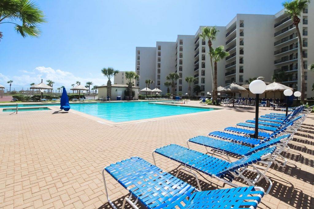 Studio Flat ∙ 1 Bedroom ∙ 3 Guests - Beach Park At Isla Blanca, South Padre Island