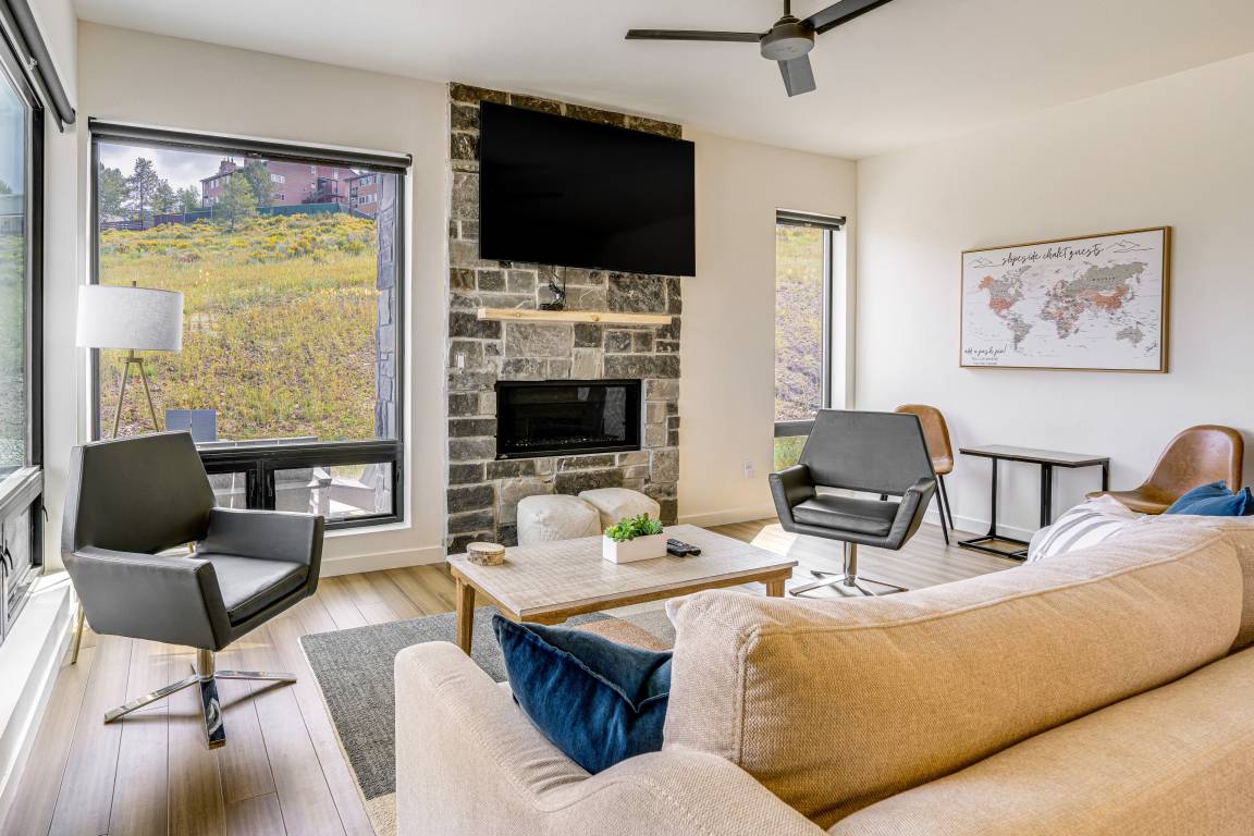 136 M² Apartment ∙ 3 Bedrooms ∙ 8 Guests - Granby, CO