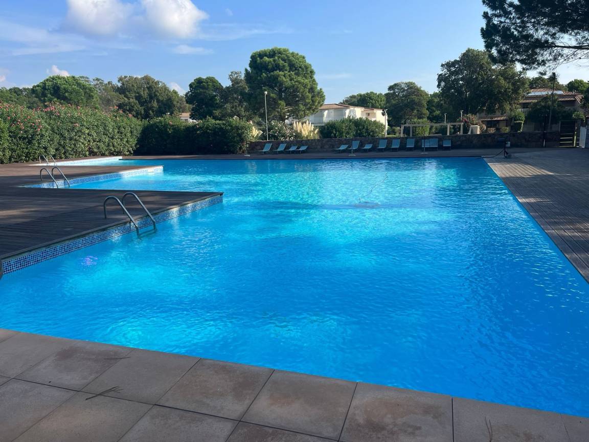 44 M² Ferienwohnung ∙ 2 Schlafzimmer ∙ 6 Gäste - Lecci