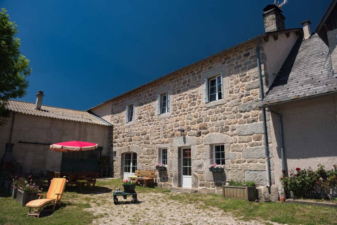 130 M² Gîte ∙ 3 Chambres ∙ 6 Personnes - Lac du Moulinet