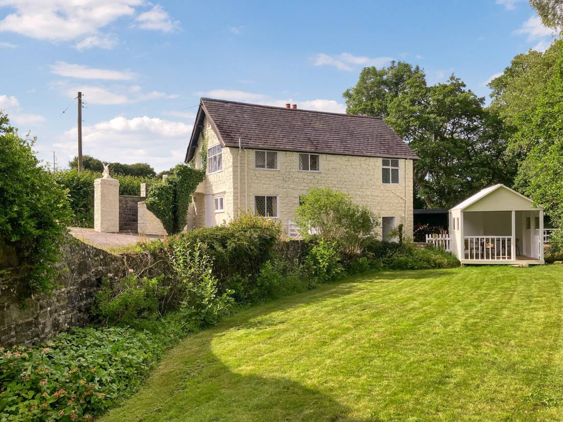 Cottage ∙ 2 Bedrooms ∙ 6 Guests - Shropshire