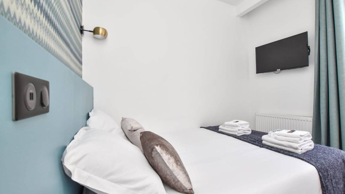 15 M² Appartement ∙ 2 Personnes - Issy-les-Moulineaux