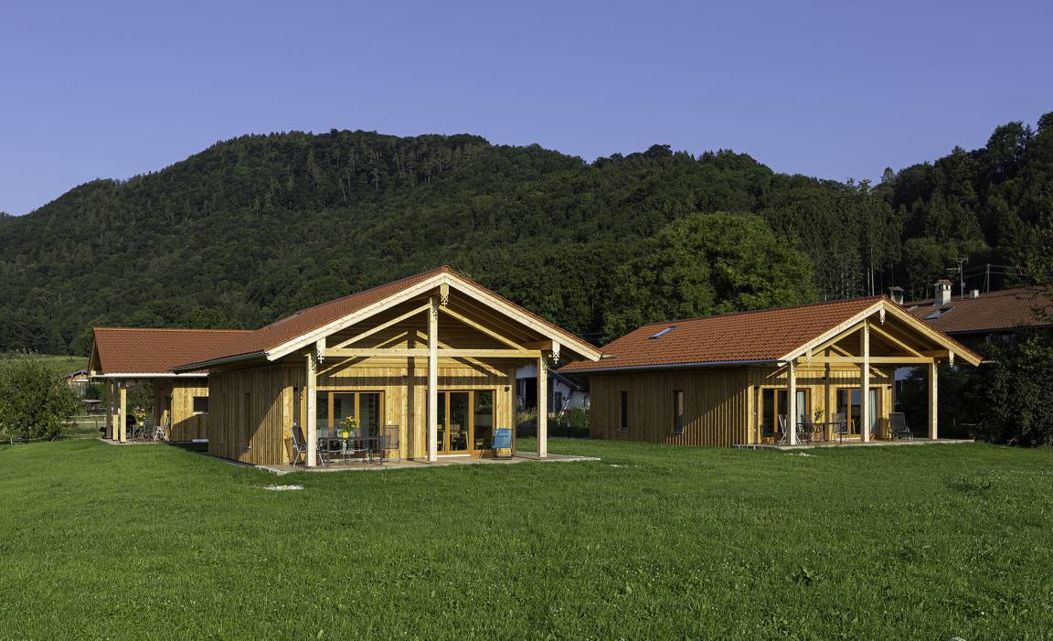80 M² Ferienhaus ∙ 2 Schlafzimmer ∙ 4 Gäste - Bad Aibling