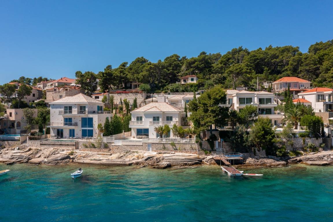 790 M² Villa ∙ 8 Schlafzimmer ∙ 16 Gäste - Brela