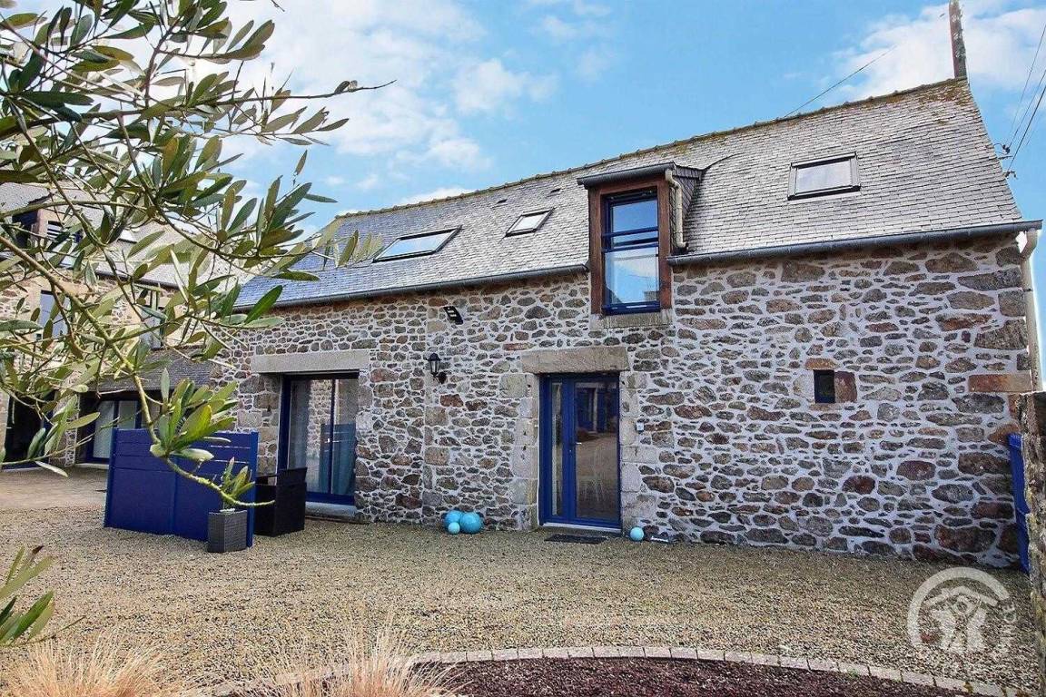 78 M² Gîte ∙ 2 Chambres ∙ 4 Personnes - Plancoët