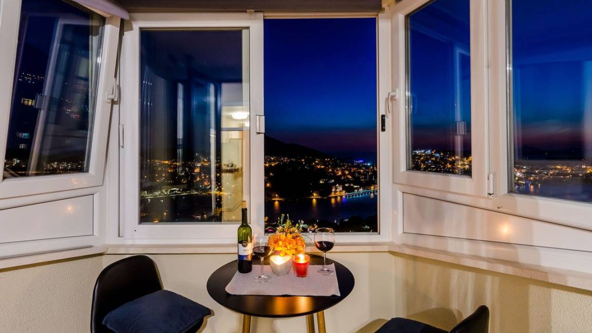 55 M² Ferienwohnung ∙ 1 Schlafzimmer ∙ 4 Gäste - Dubrovnik