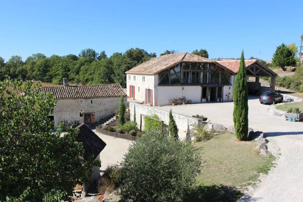 225 M² Maison De Vacances ∙ 5 Chambres ∙ 12 Personnes - Moissac
