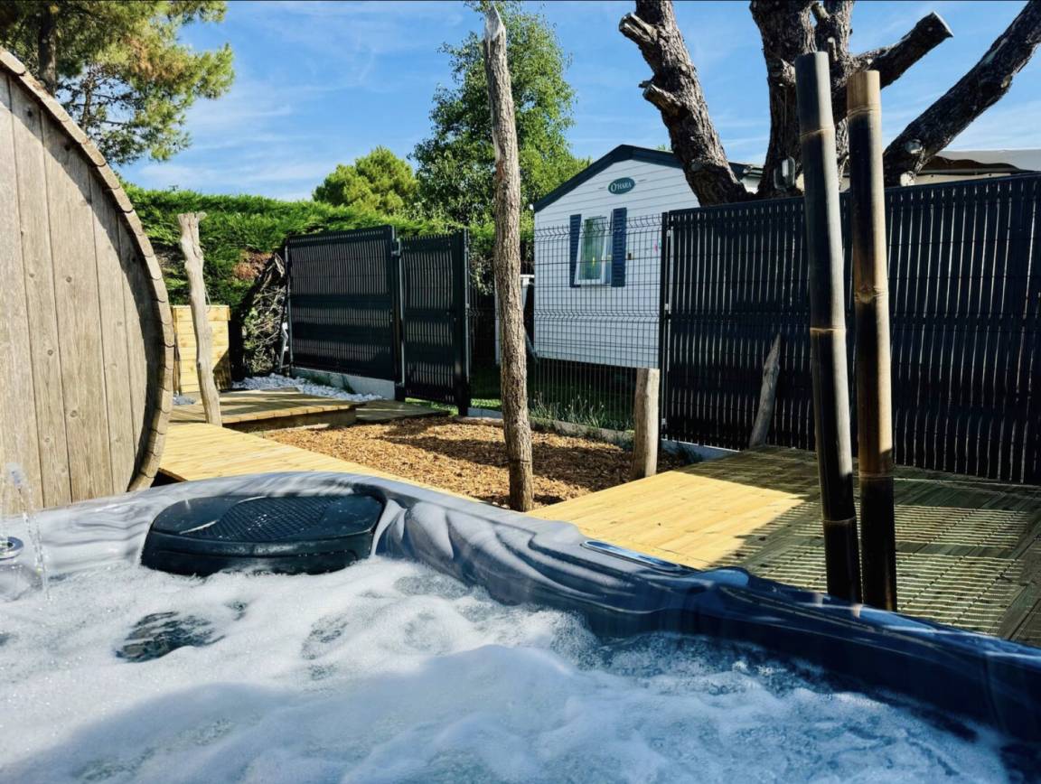 50 M² Camping ∙ 3 Chambres ∙ 8 Personnes - Erquy