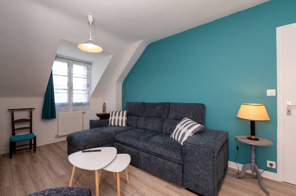 70 M² Apartment ∙ 2 Bedrooms ∙ 5 Guests - Ambon