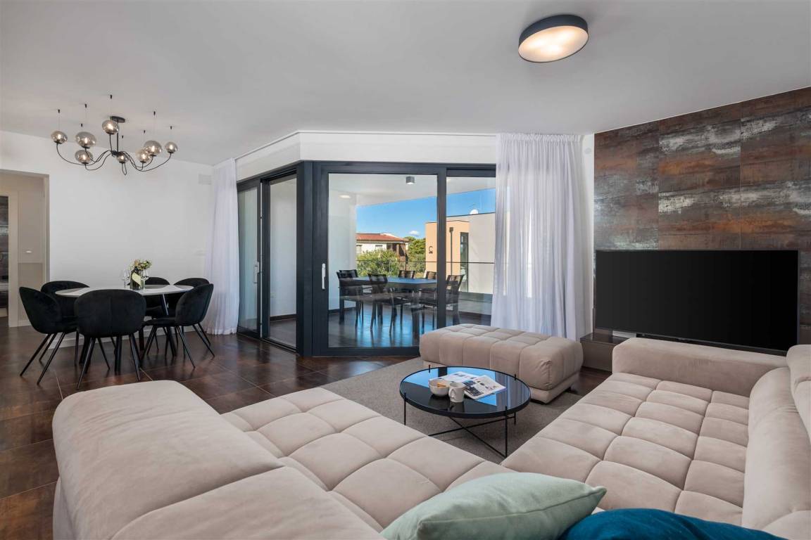 84 M² Apartamento ∙ 2 Habitaciones ∙ 5 Huéspedes - Krk