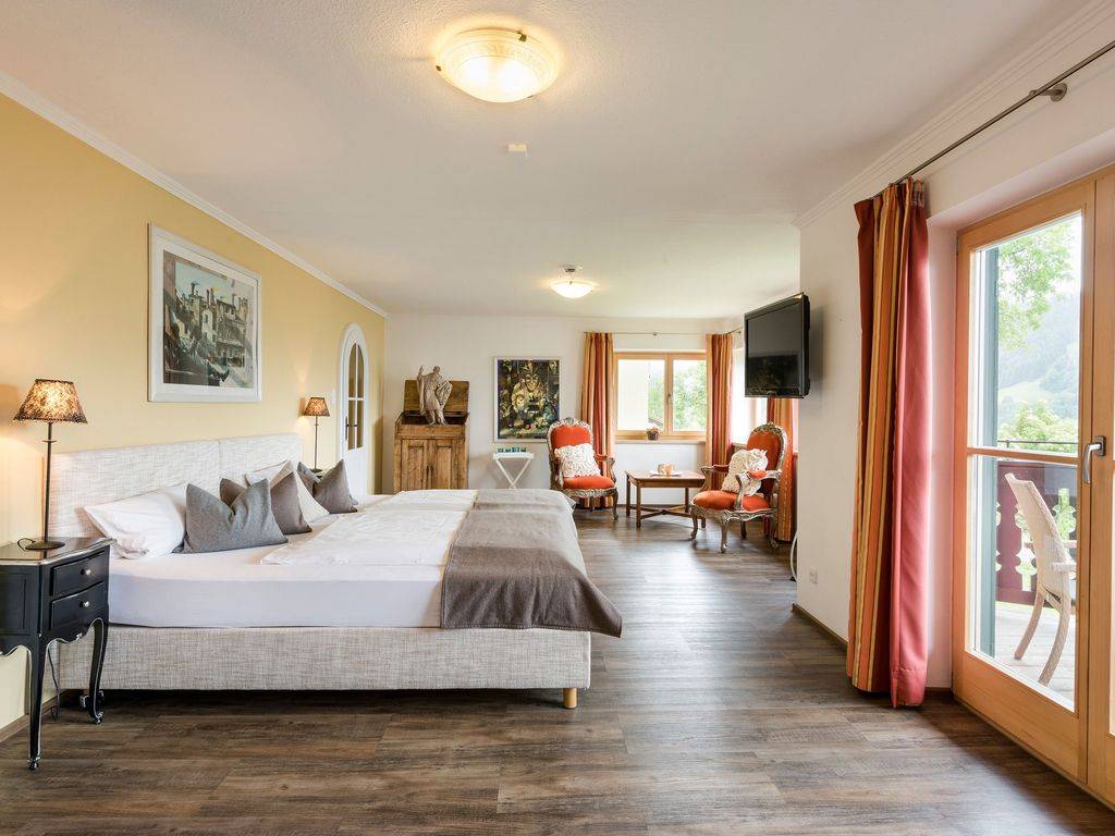 60 M² Hotel ∙ 1 Bedroom ∙ 2 Guests - Tegernsee