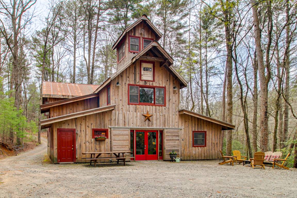 278 M² House ∙ 3 Bedrooms ∙ 13 Guests - Jasper, GA