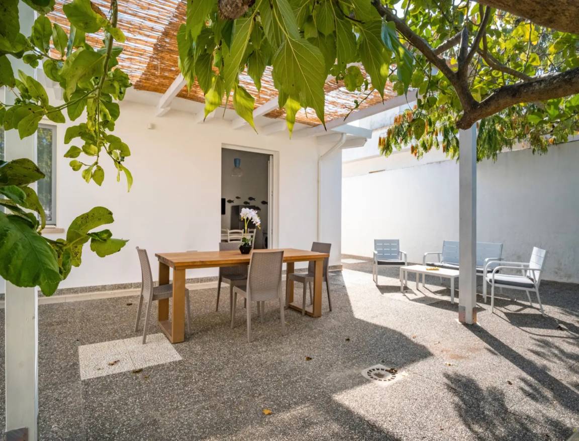 100 M² Ferienhaus ∙ 2 Schlafzimmer ∙ 6 Gäste - Torre Lapillo