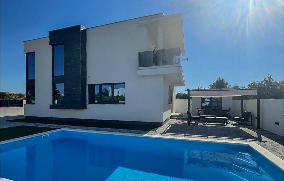 180 M² Maison De Vacances ∙ 4 Chambres ∙ 8 Personnes - Tisno