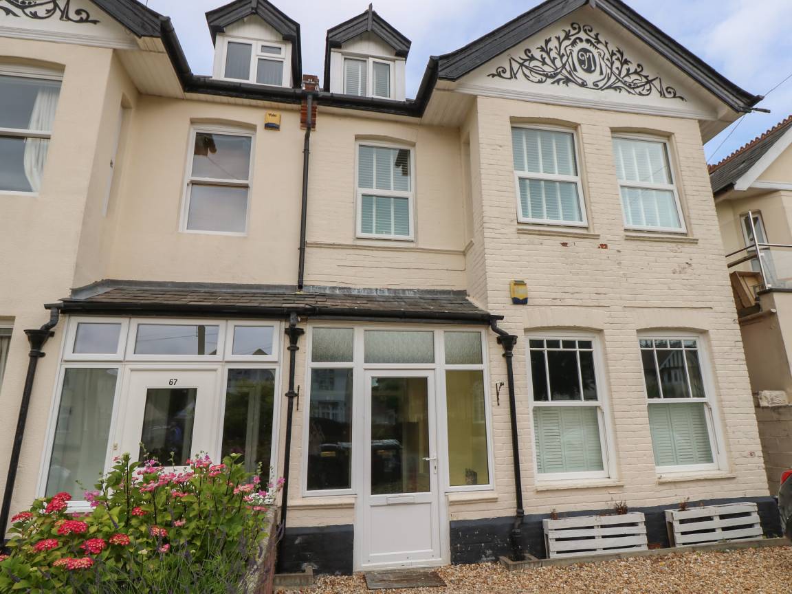 Cottage ∙ 3 Bedrooms ∙ 6 Guests - Sandbanks