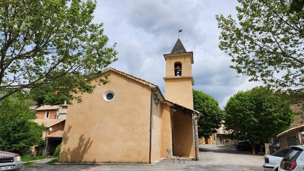78 M² Gîte ∙ 1 Chambre ∙ 4 Personnes - Alpes-de-Haute-Provence