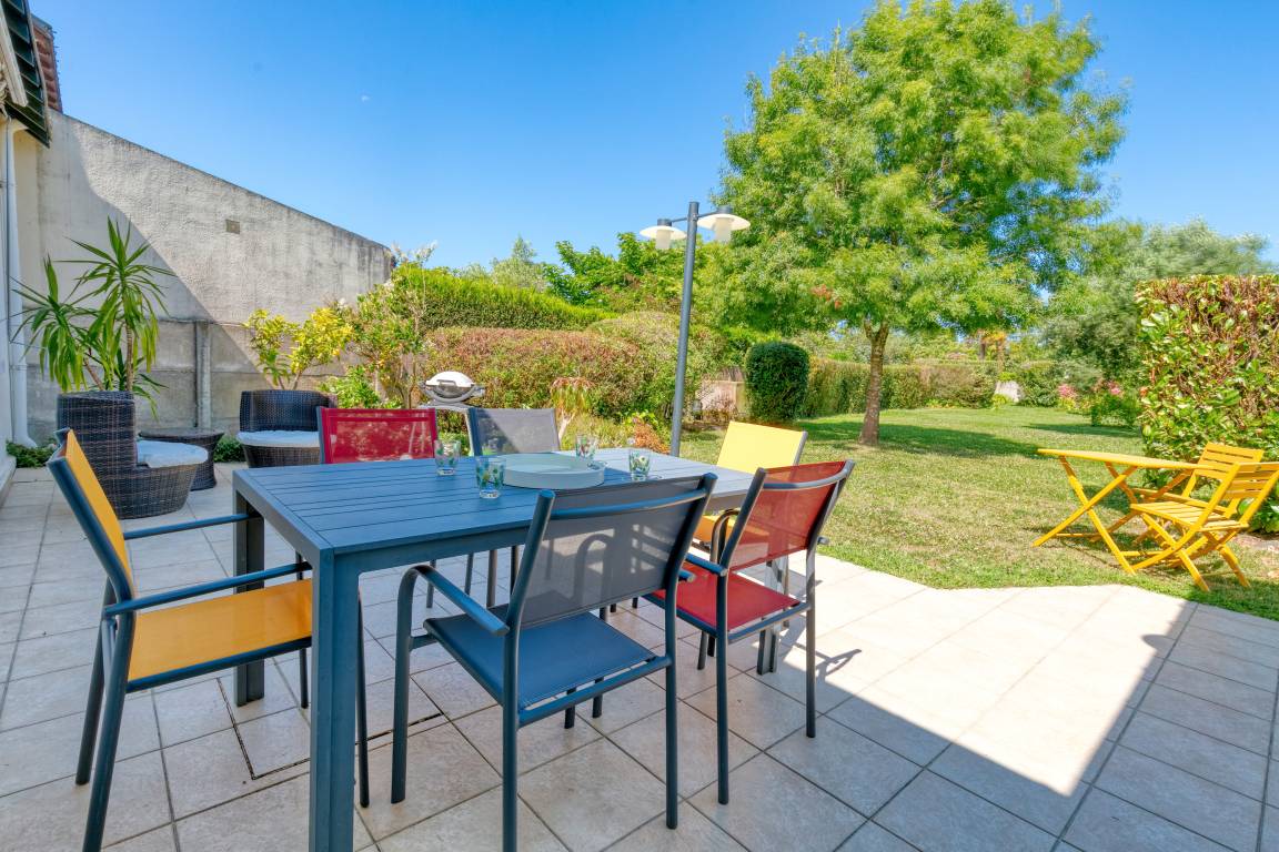 140 M² Maison De Vacances ∙ 3 Chambres ∙ 8 Personnes - Le Pouliguen