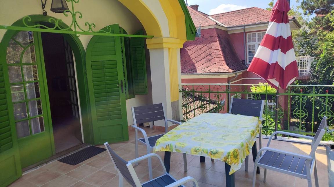 45 M² Apartment ∙ 2 Bedrooms ∙ 4 Guests - Siófok