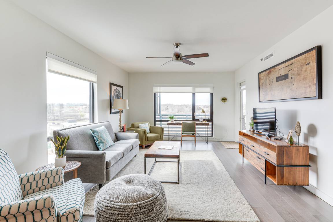 122 M² Apartment ∙ 2 Bedrooms ∙ 4 Guests - Springfield, MO