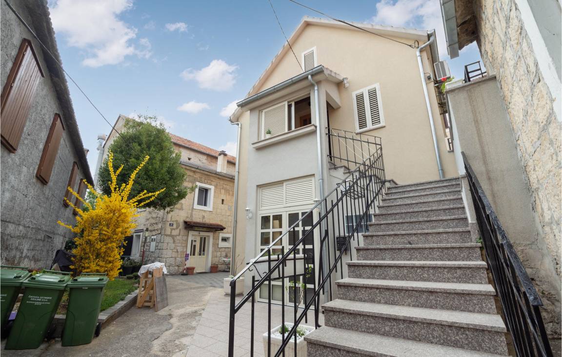 90 M² Appartement ∙ 3 Chambres ∙ 5 Personnes - Sinj