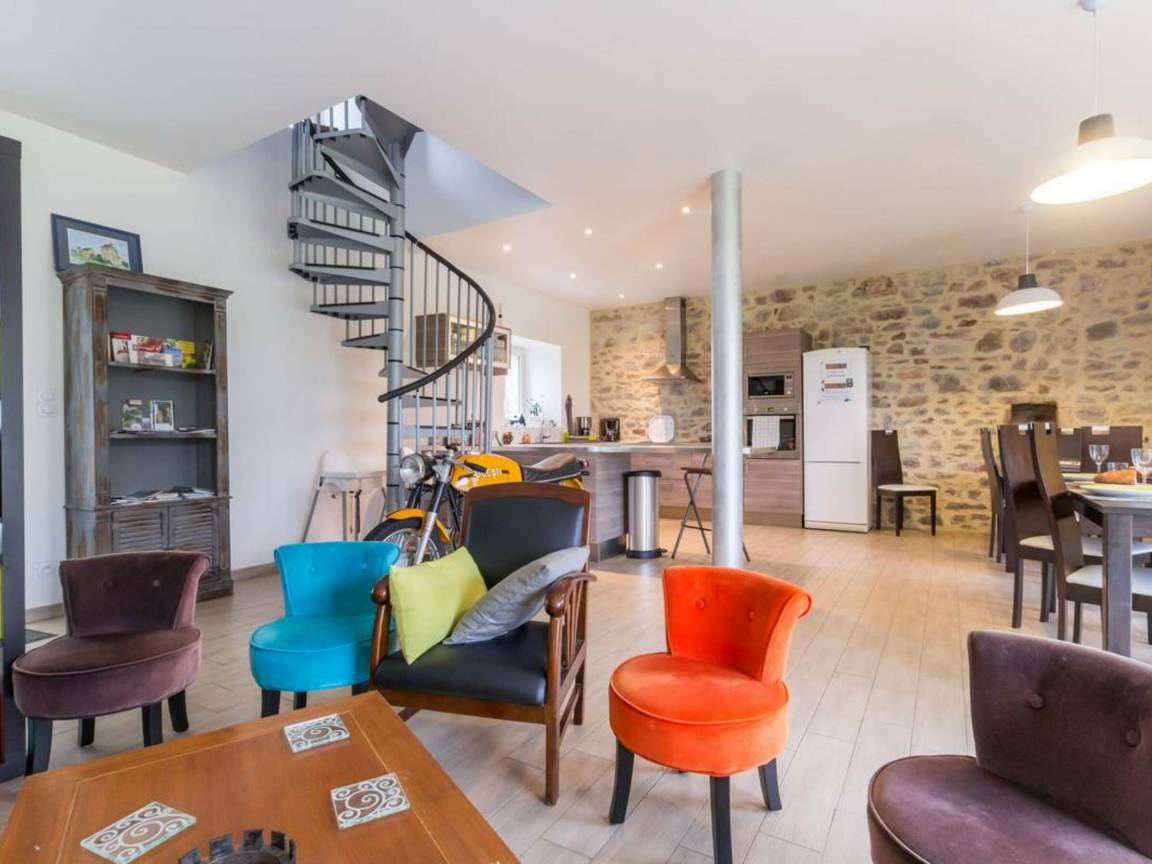 120 M² Cottage ∙ 4 Chambres ∙ 11 Personnes - Manche