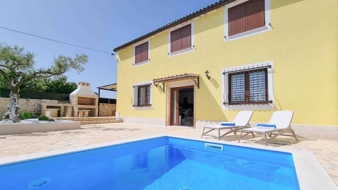 110 M² Villa ∙ 3 Schlafzimmer ∙ 6 Gäste - Novigrad
