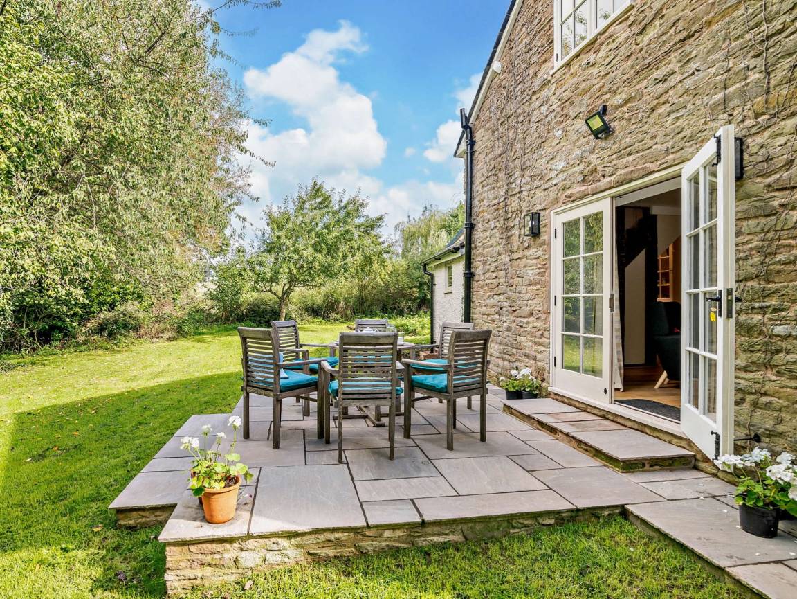 Cottage ∙ 3 Bedrooms ∙ 6 Guests - Leominster