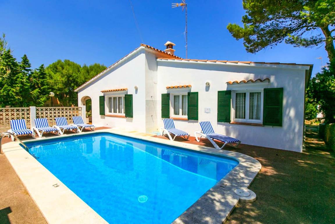 160 M² Villa ∙ 3 Bedrooms ∙ 6 Guests - Mahón