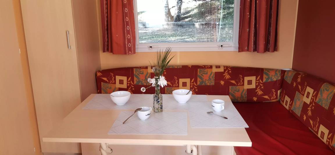 24 M² Mobil-home ∙ 2 Chambres ∙ 4 Personnes - Estavar