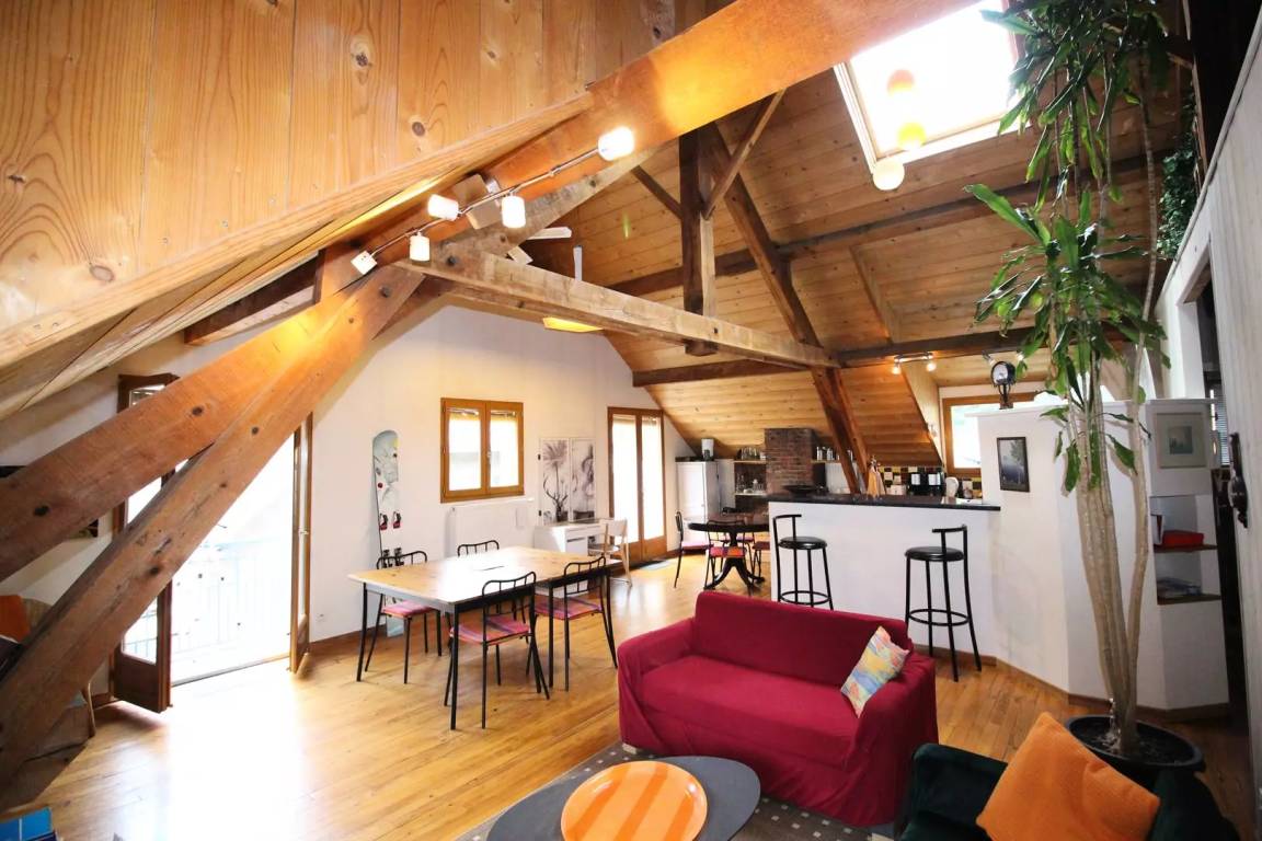 140 M² Appartement ∙ 4 Chambres ∙ 8 Personnes - Bagnères-de-Luchon