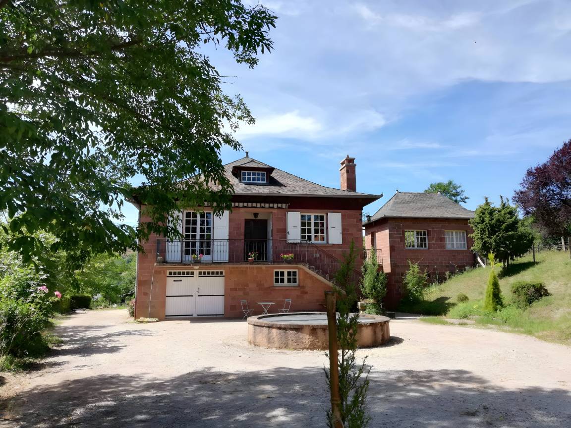 120 M² Maison De Vacances ∙ 3 Chambres ∙ 6 Personnes - Conques