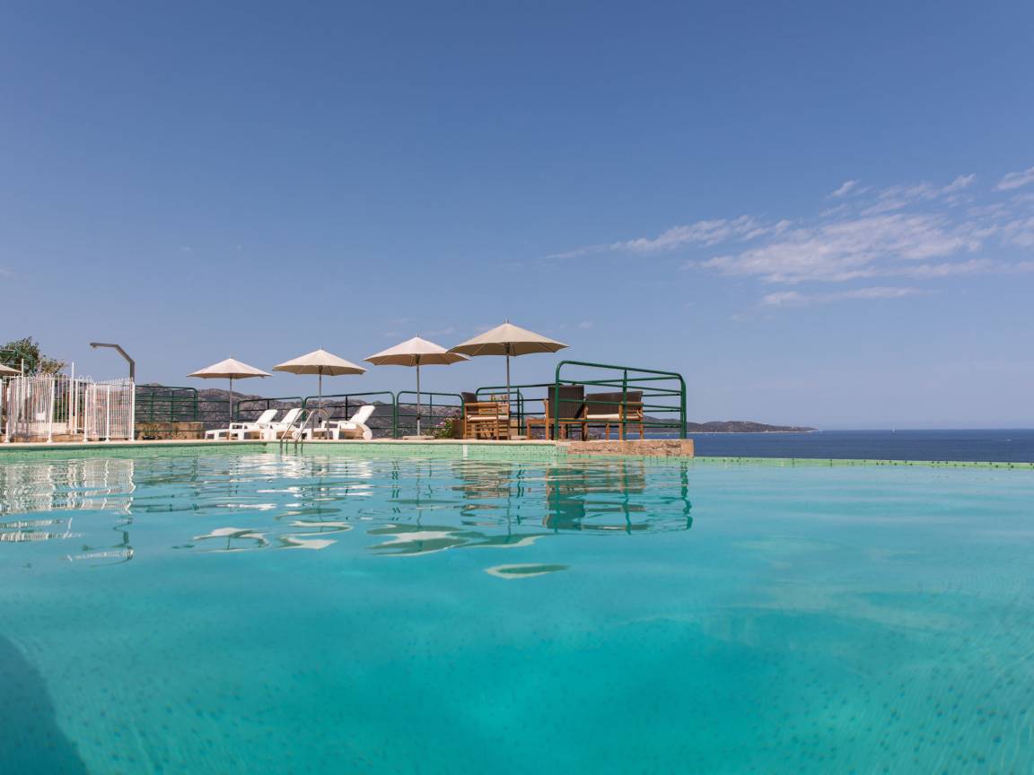 58 M² Huoneisto ∙ 1 Makuuhuone ∙ 4 Vierasta - Saint-Florent