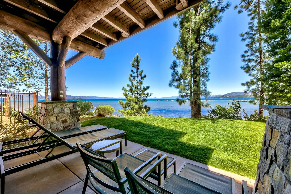 166 M² Condo ∙ 3 Bedrooms ∙ 6 Guests - South Lake Tahoe, CA