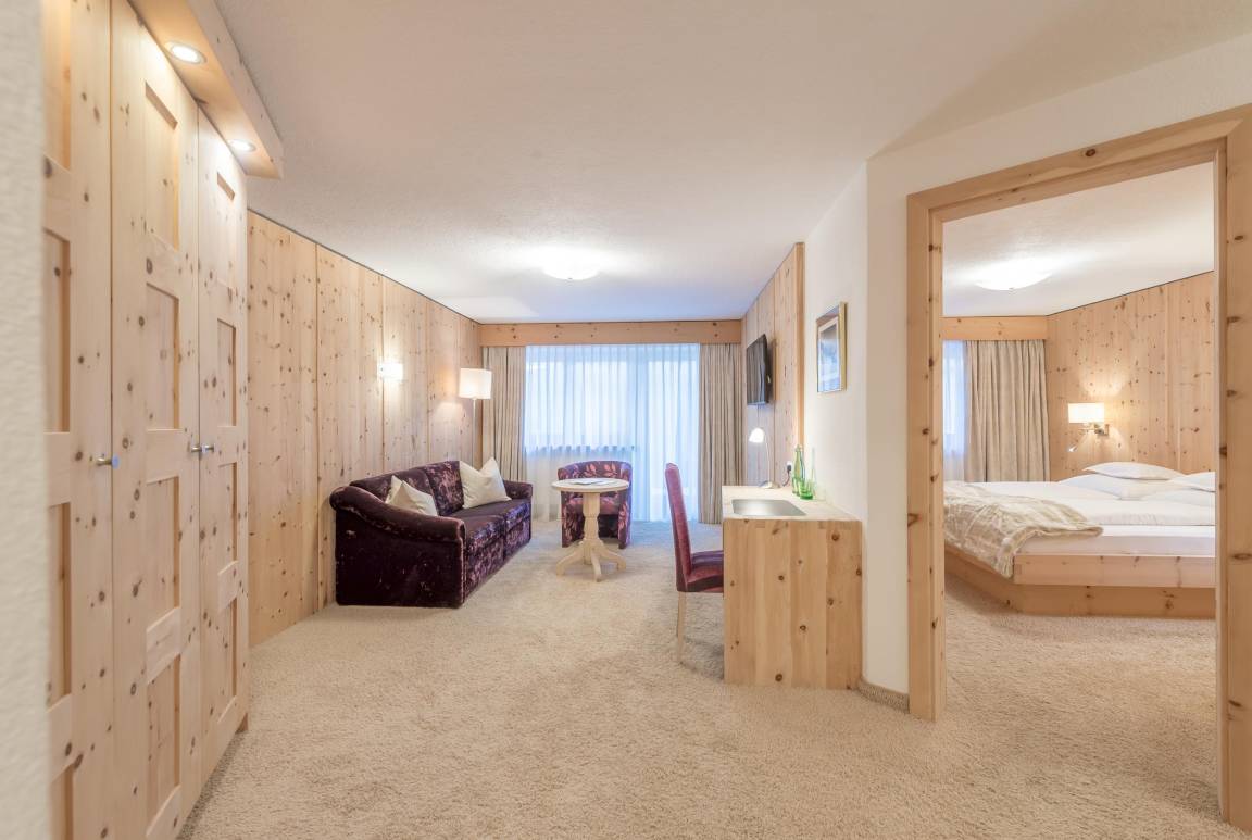 45 M² Hotel ∙ 1 Bedroom ∙ 5 Guests - Obergurgl