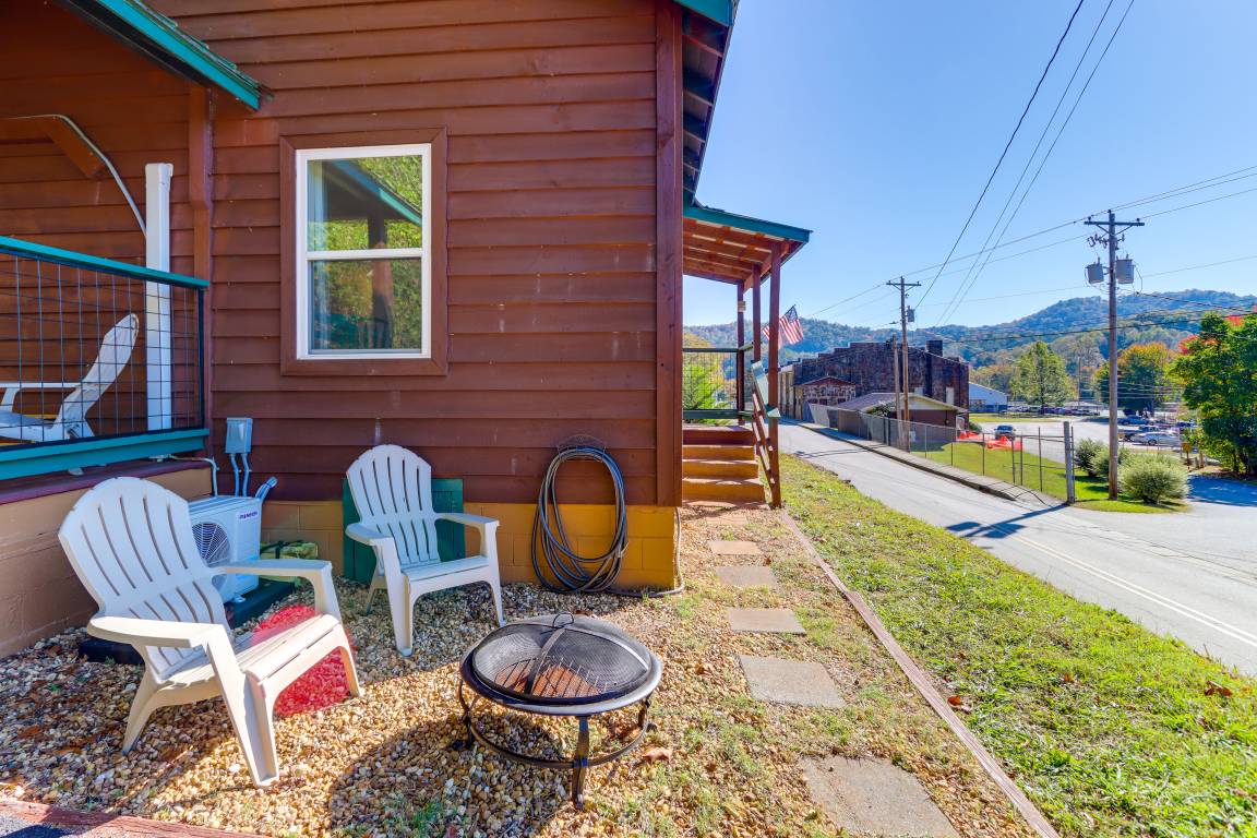 80 M² Cottage ∙ 2 Bedrooms ∙ 4 Guests - Murphy, NC
