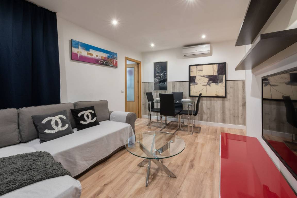 45 M² Apartment ∙ 1 Bedroom ∙ 4 Guests - Chueca