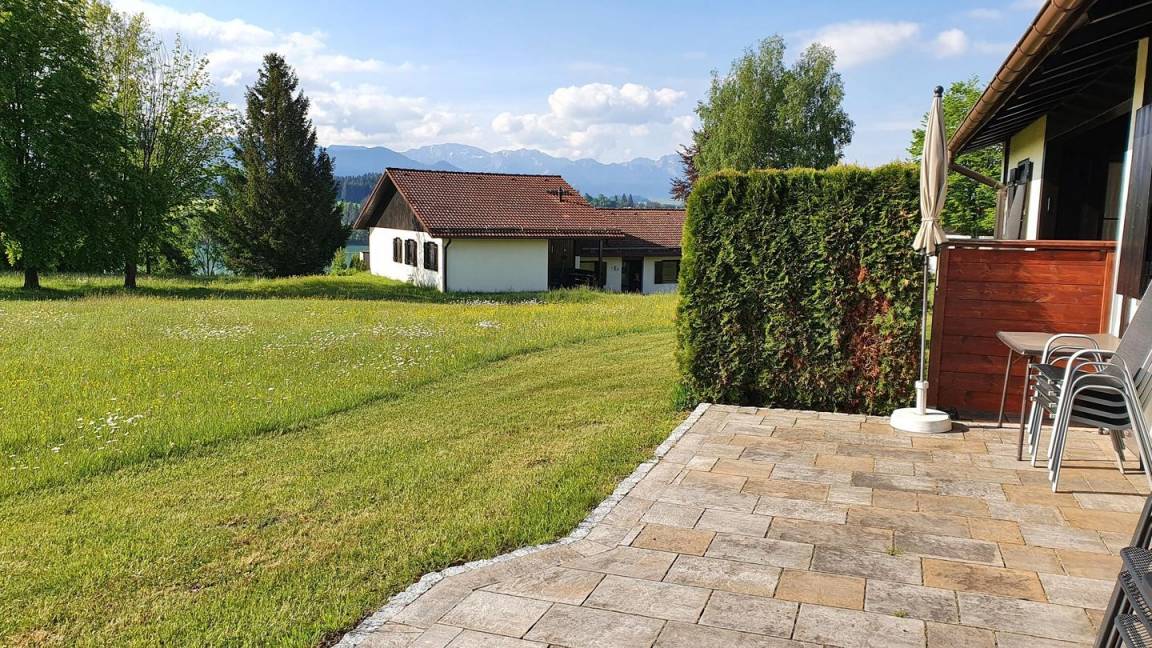 87 M² Ferienhaus ∙ 3 Schlafzimmer ∙ 6 Gäste - Roßhaupten