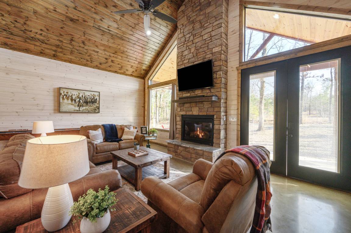 139 M² Cabin ∙ 2 Bedrooms ∙ 6 Guests - Oklahoma