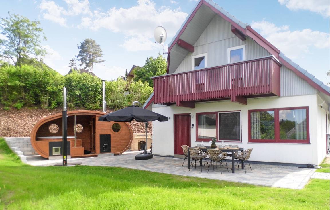 75 M² Huis ∙ 3 Slaapkamers ∙ 6 Gasten - Hessen
