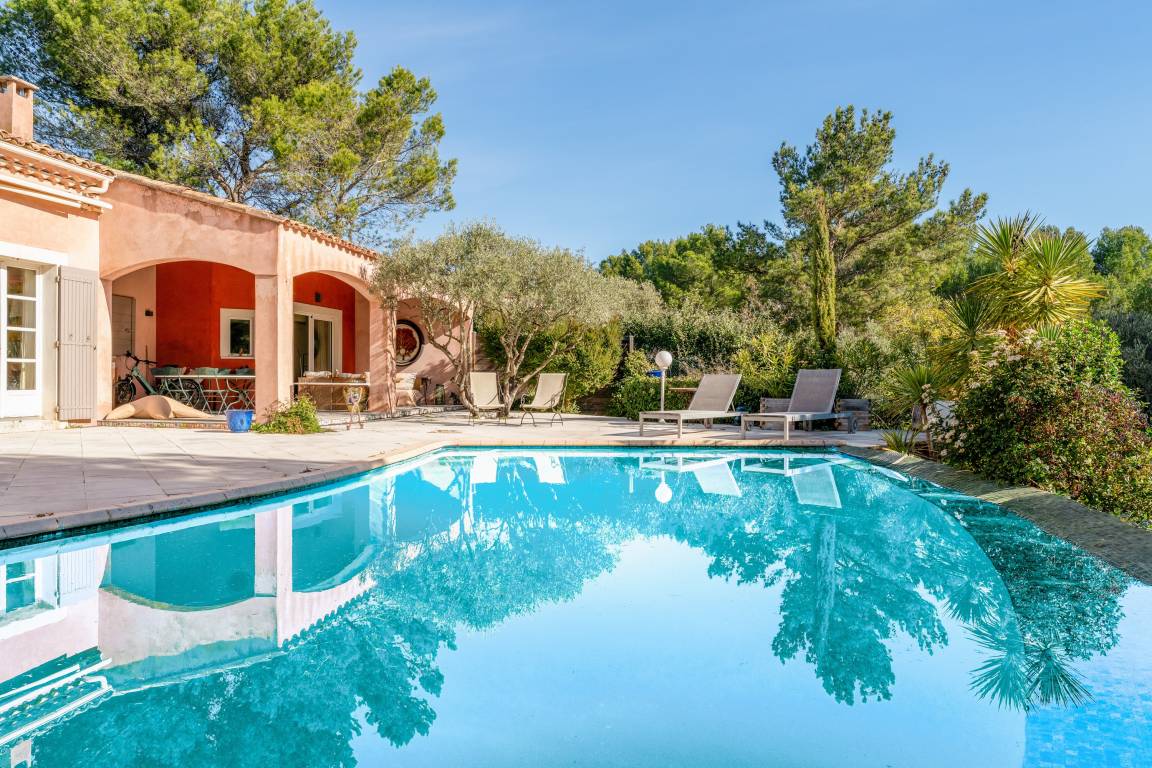 80 M² House ∙ 1 Bedroom ∙ 3 Guests - Pernes-les-Fontaines