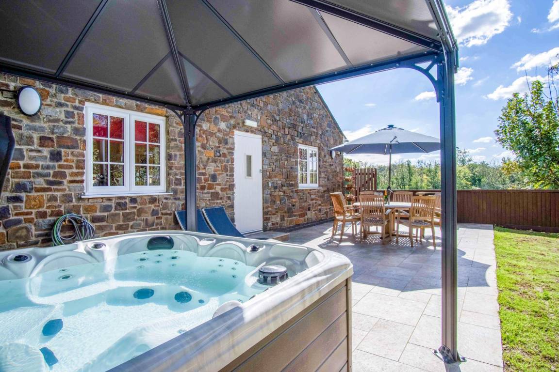 157 M² House ∙ 4 Bedrooms ∙ 8 Guests - Castell Coch