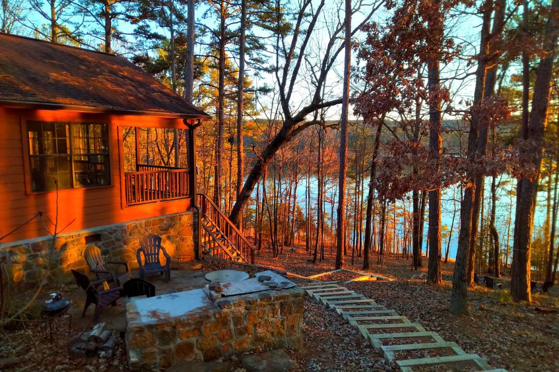 House ∙ 3 Bedrooms ∙ 6 Guests - West Front Street, AR