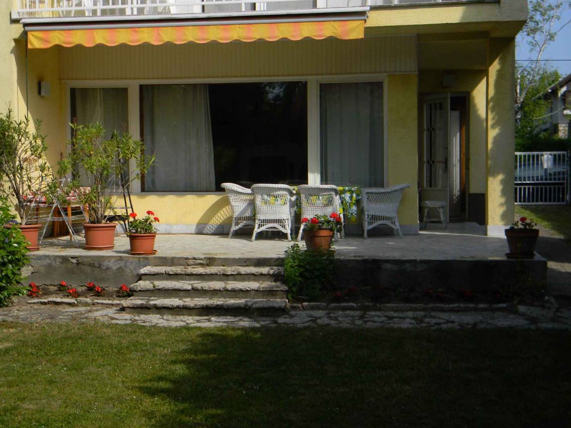 80 M² Ferienhaus ∙ 3 Schlafzimmer ∙ 6 Gäste - Balatonszárszó