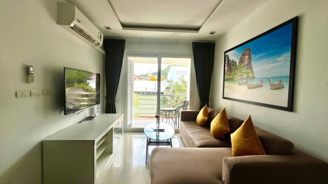 88 M² Apartment ∙ 2 Bedrooms ∙ 6 Guests - Patong