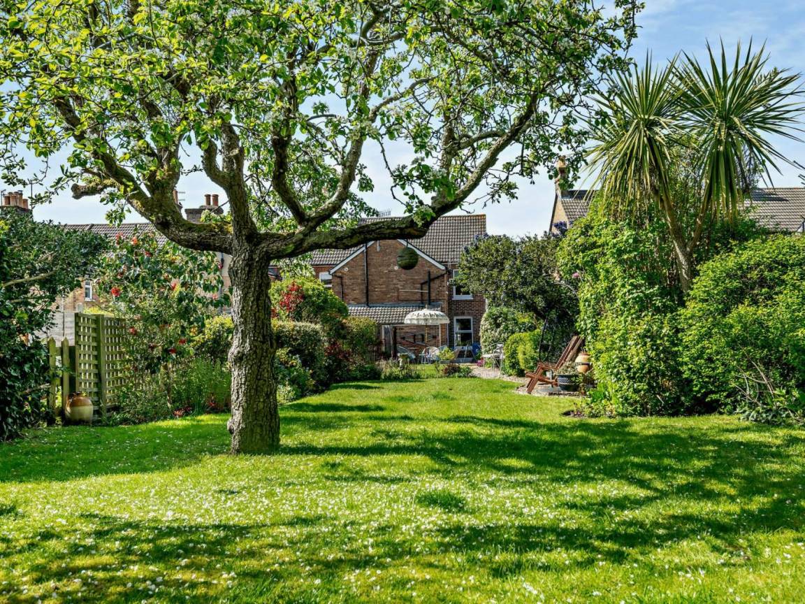 Cottage ∙ 2 Bedrooms ∙ 3 Guests - Sandbanks