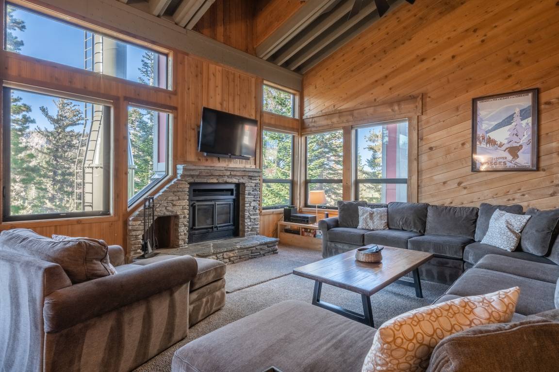 149 M² House ∙ 4 Bedrooms ∙ 10 Guests - Mammoth Mountain, CA